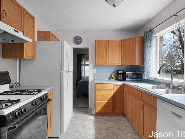 2507 Day Avenue