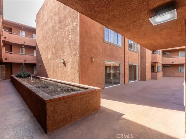 2507 E 15th St, Unit 118, Long Beach, CA 90804 | MLS #PW26086 | Compass