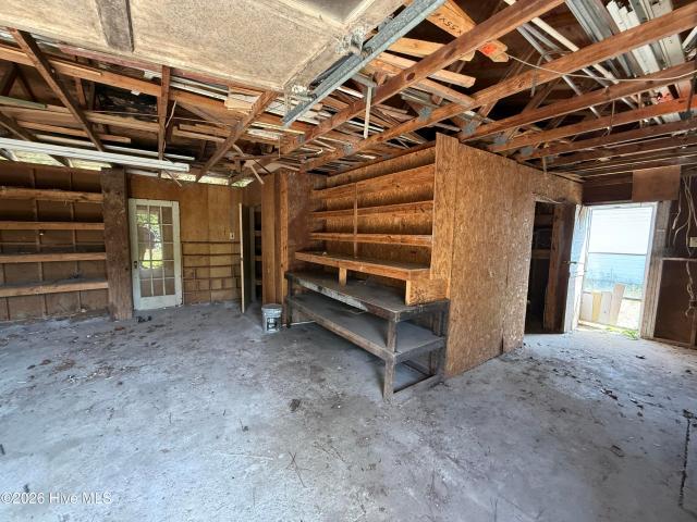 2507 Ivey Road