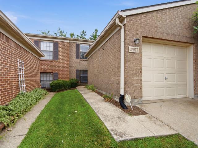 2507 Knightsbridge Lane