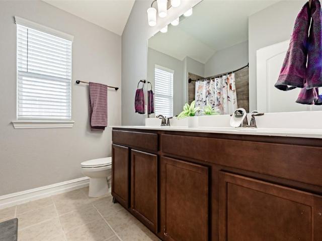 2507 Linwood Drive