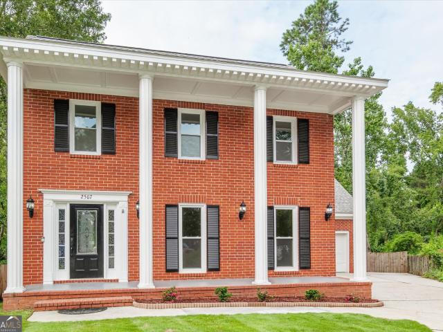 2507 Pinebluff Court