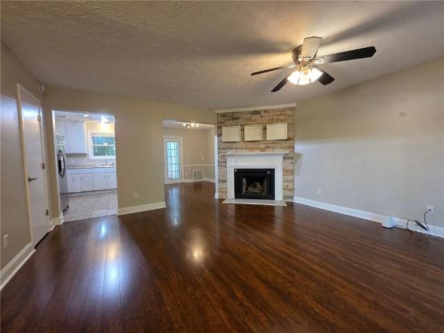 2507 Queen Anne Court