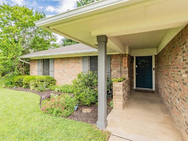 2507 Smouldering Wood Drive