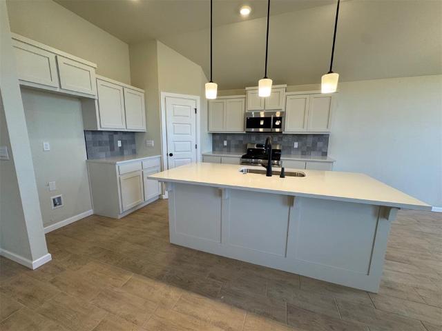 2508 Marsh Lane