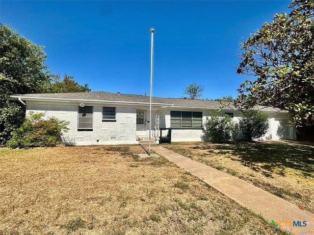 2508 N 11th St, Temple, TX 76501