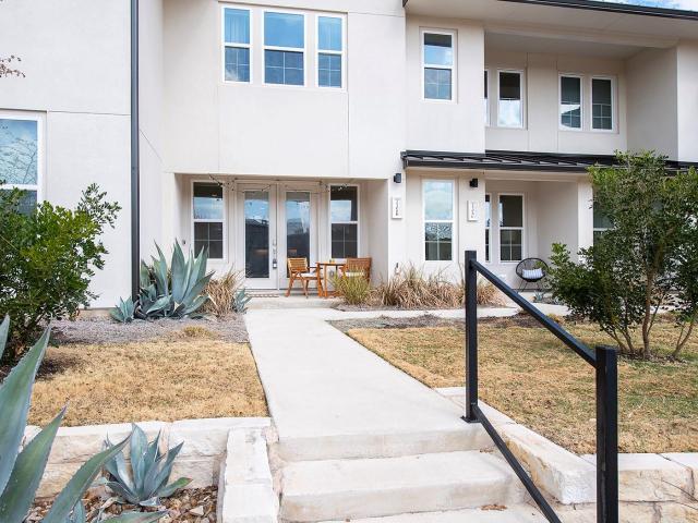 2508 B Simond Ave # B