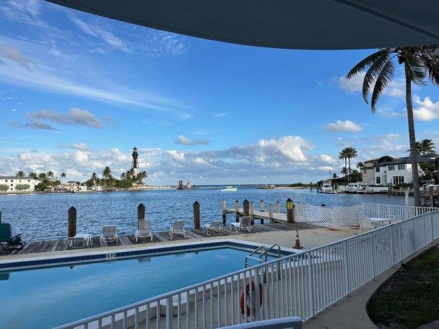 2508 Bay Dr, Pompano Beach, FL 33062