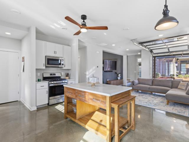 2508 Colbert Dr