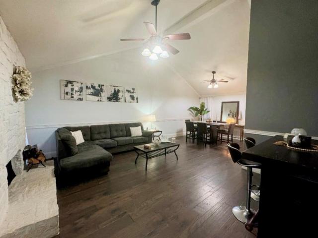 2508 Craig Lane