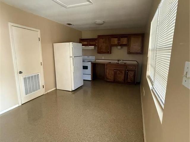 2508 E Business 83 3