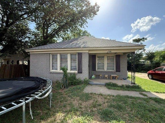 2508 Purselley Dr, Fort Worth, TX 76112