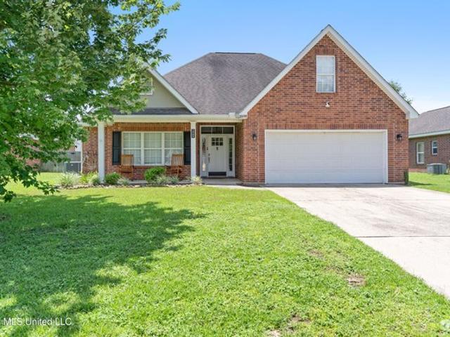 2508 Rue Beaux Chenes, Ocean Springs, MS 39564