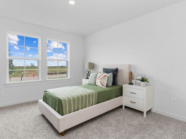 2508 Roseman Court