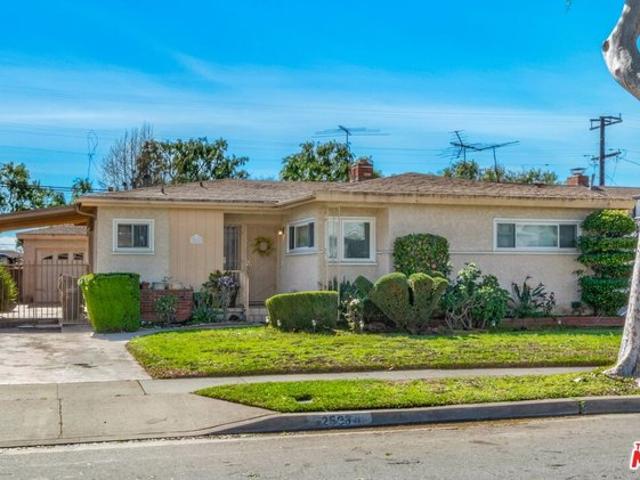 2508 W 112th St, Inglewood, CA 90303
