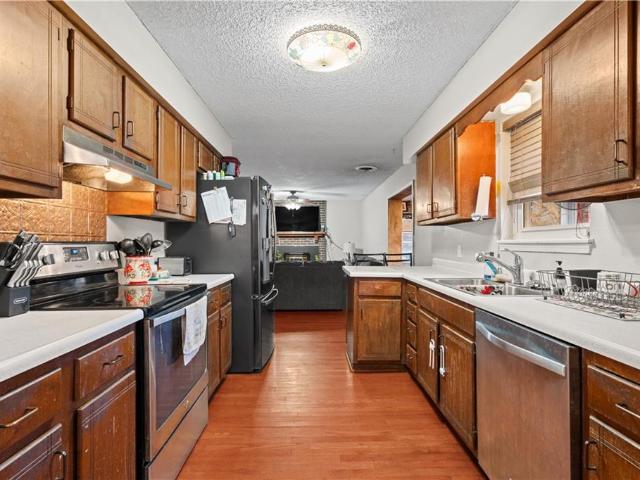 2508 W 8th Street