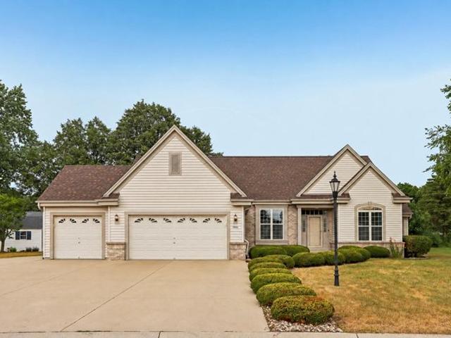 2509 Michele Ln, East Troy, WI 53120