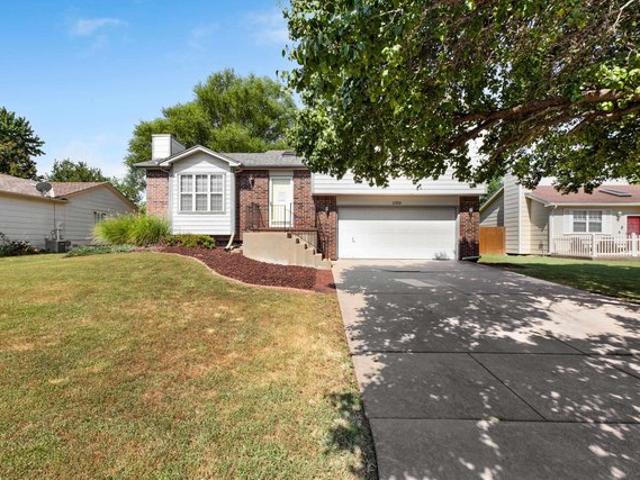 2509 N Beacon Hill St, Wichita, KS 67220