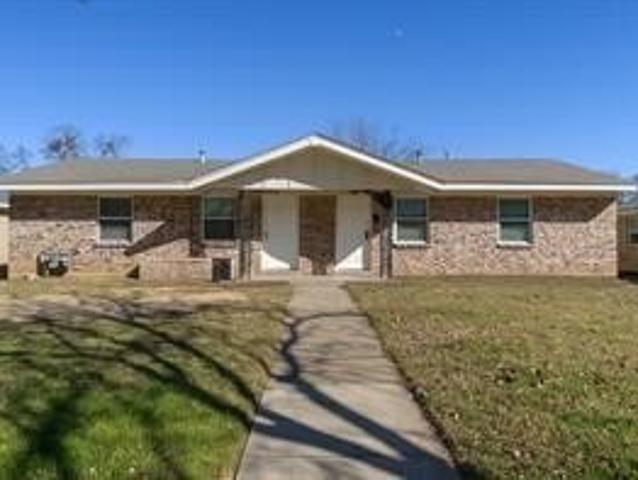 2509 Normont Cir, Fort Worth, TX 76103