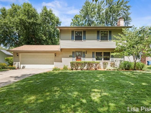 2509 Argus Dr SE, Grand Rapids, MI 49546