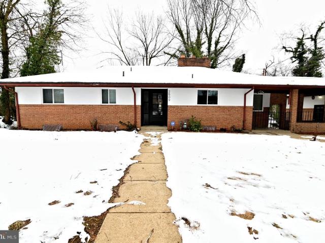 2509 Eliot Place