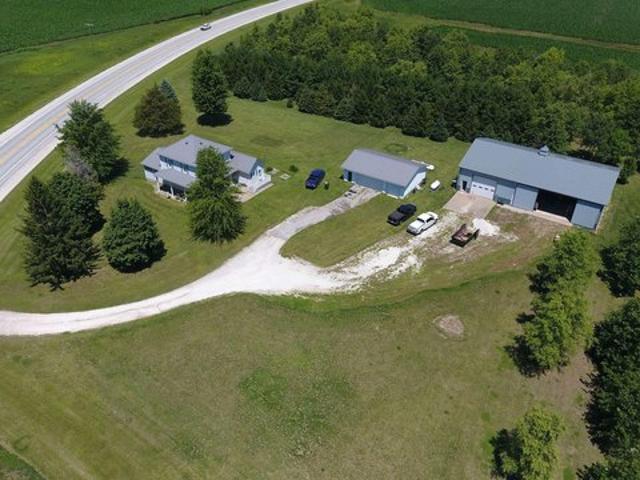 25004 Highway 61, Mediapolis, IA 52637