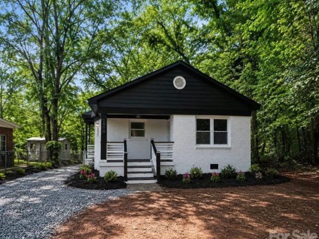 2500 Markham Ct, Charlotte, NC 28205