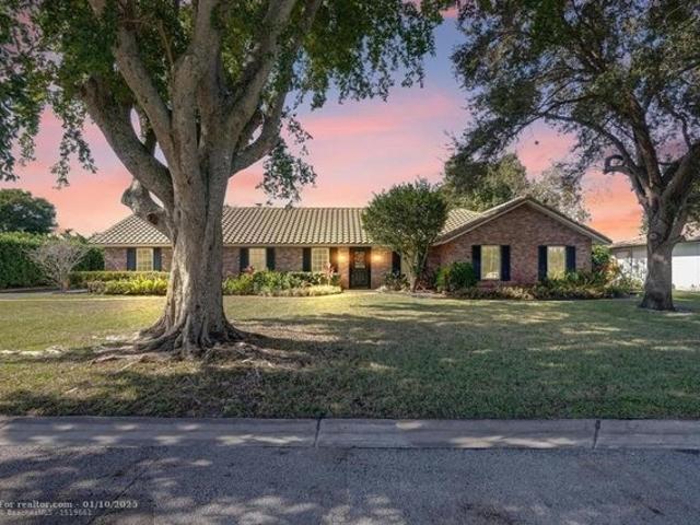 2500 NW 114th Ave, Coral Springs, FL 33065