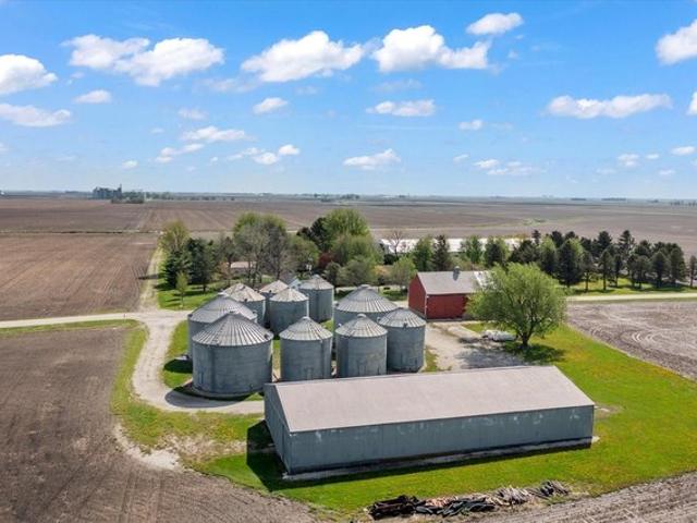 2500 N 4100 East Rd, Bellflower, IL 61724