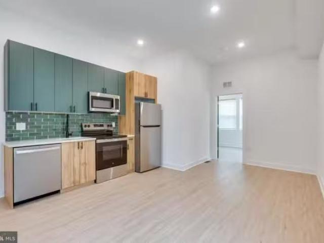 2500 N Lawrence St #2, Philadelphia, PA 19133 MLS PAPH2495992