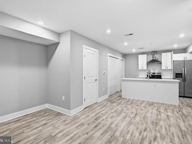 2500 N Mascher Street # 2