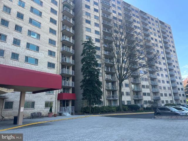 2500 N Van Dorn Street # 1507