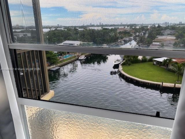 2500 NE 135th St, Unit B605, North Miami, FL 33181 | MLS #A11905 | Compass