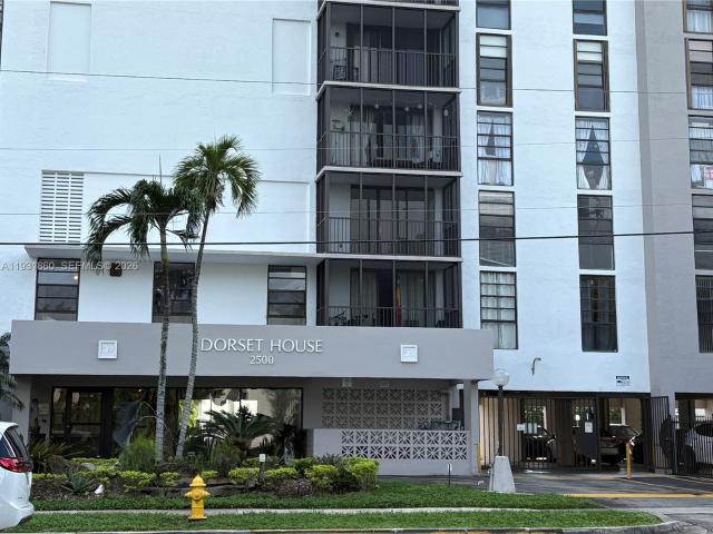 2500 NE 135th St, Unit C502, North Miami, FL 33181 | MLS #A11931 | Compass