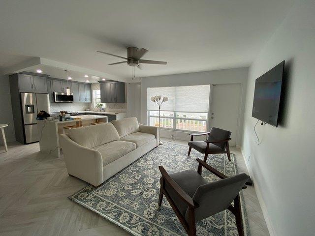 2500 NE 48th Ln Apt 306, Fort Lauderdale, FL 33308