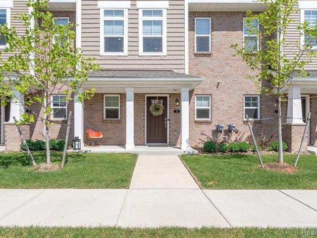 2500 Normandy Rd Unit 2, Royal Oak, MI 48073