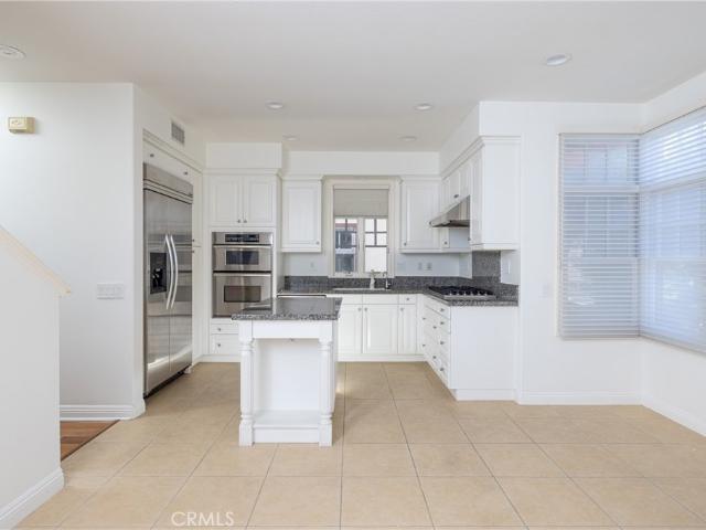 2500 Bungalow Pl, Corona del Mar, CA 92625 | MLS #NP26091 | Compass