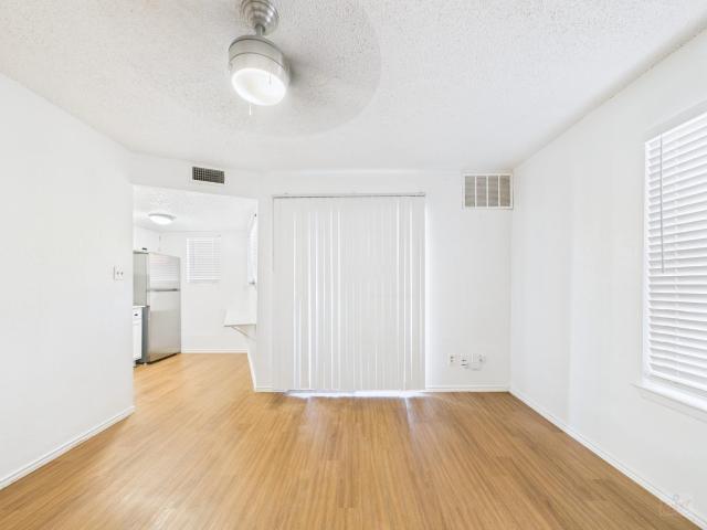 2500 Burleson Rd # 201