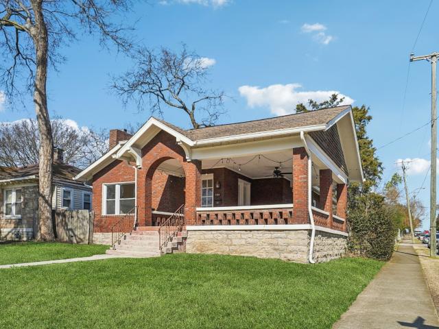 2500 Blair Blvd