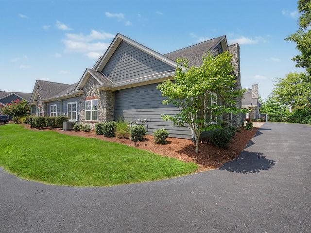2500 Crossings Boulevard