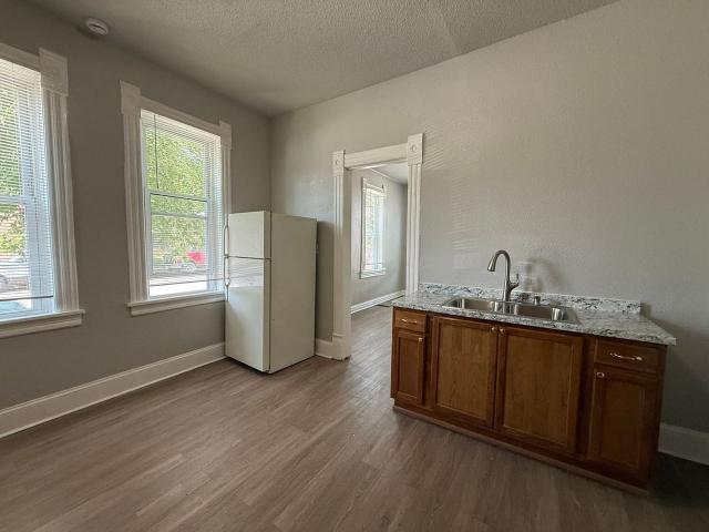 2500 Fratney 1 Bedroom Apartment for Rent at 2500 N Fratney St, Milwaukee, WI 53212 Riverwest