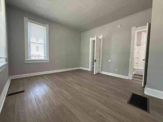 2500 Fratney 1 Bedroom Apartment for Rent at 2500 N Fratney St, Milwaukee, WI 53212 Riverwest