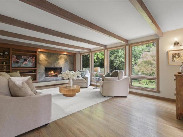 2500 Glen Canyon Road