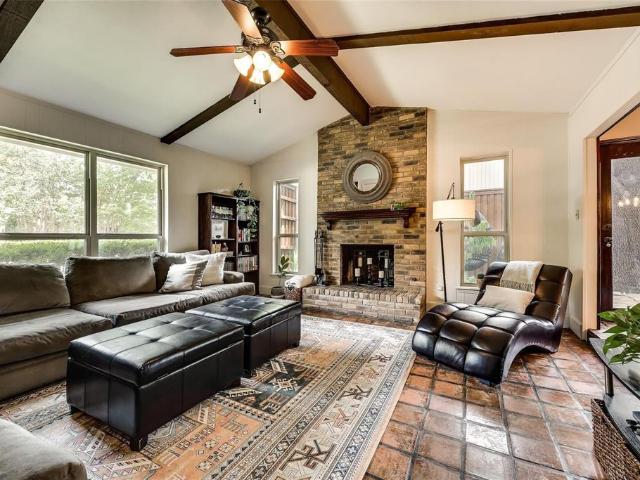 2500 Glenhaven Drive