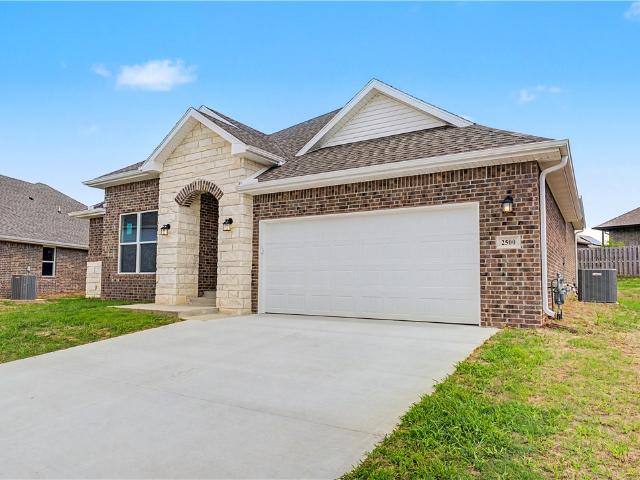 2500 Goldspur Court