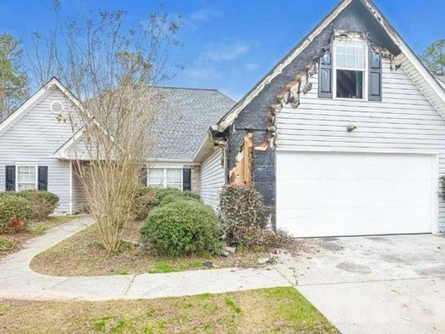 2500 Huntington Dr, Loganville, GA 30052