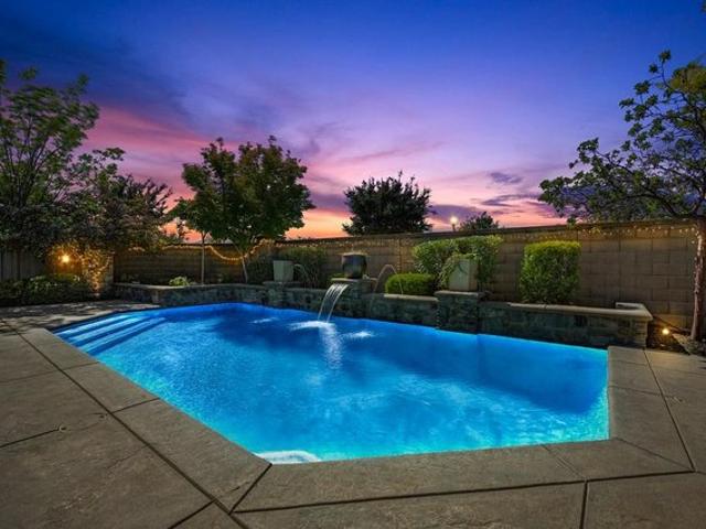 2500 Halfmoon Ct, Lincoln, CA 95648