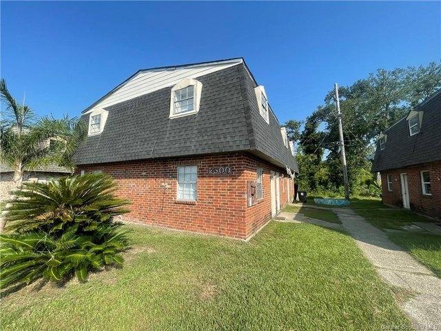 2500 Jamie Ct, Violet, LA 70092