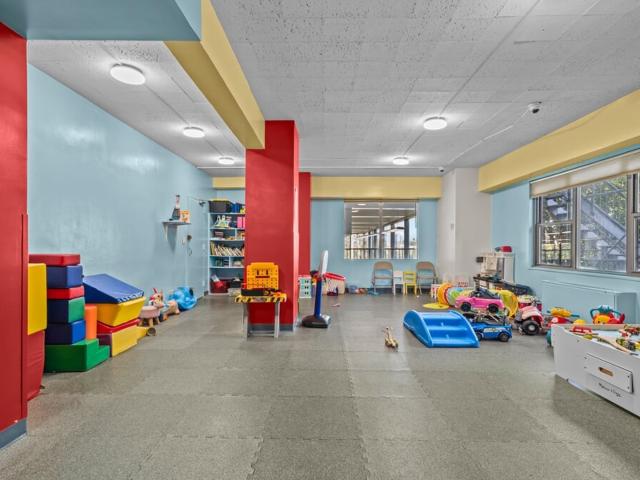 2500 Johnson Avenue, Unit 2NP