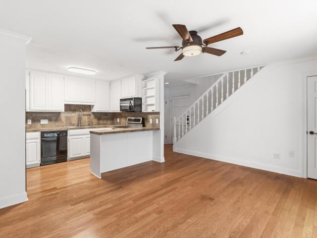 2500 Steck Ave # 7